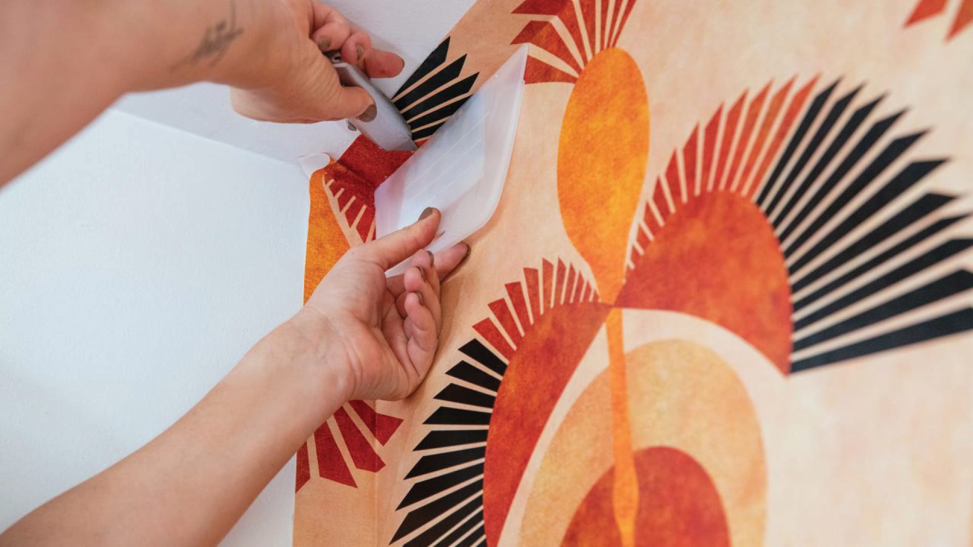 Wallpaper Printing: Transform Your Space with Custom Designs