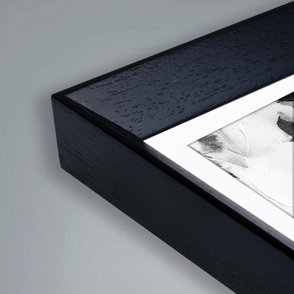 Modern Slim Angle Frame: Stylish and Contemporary Design